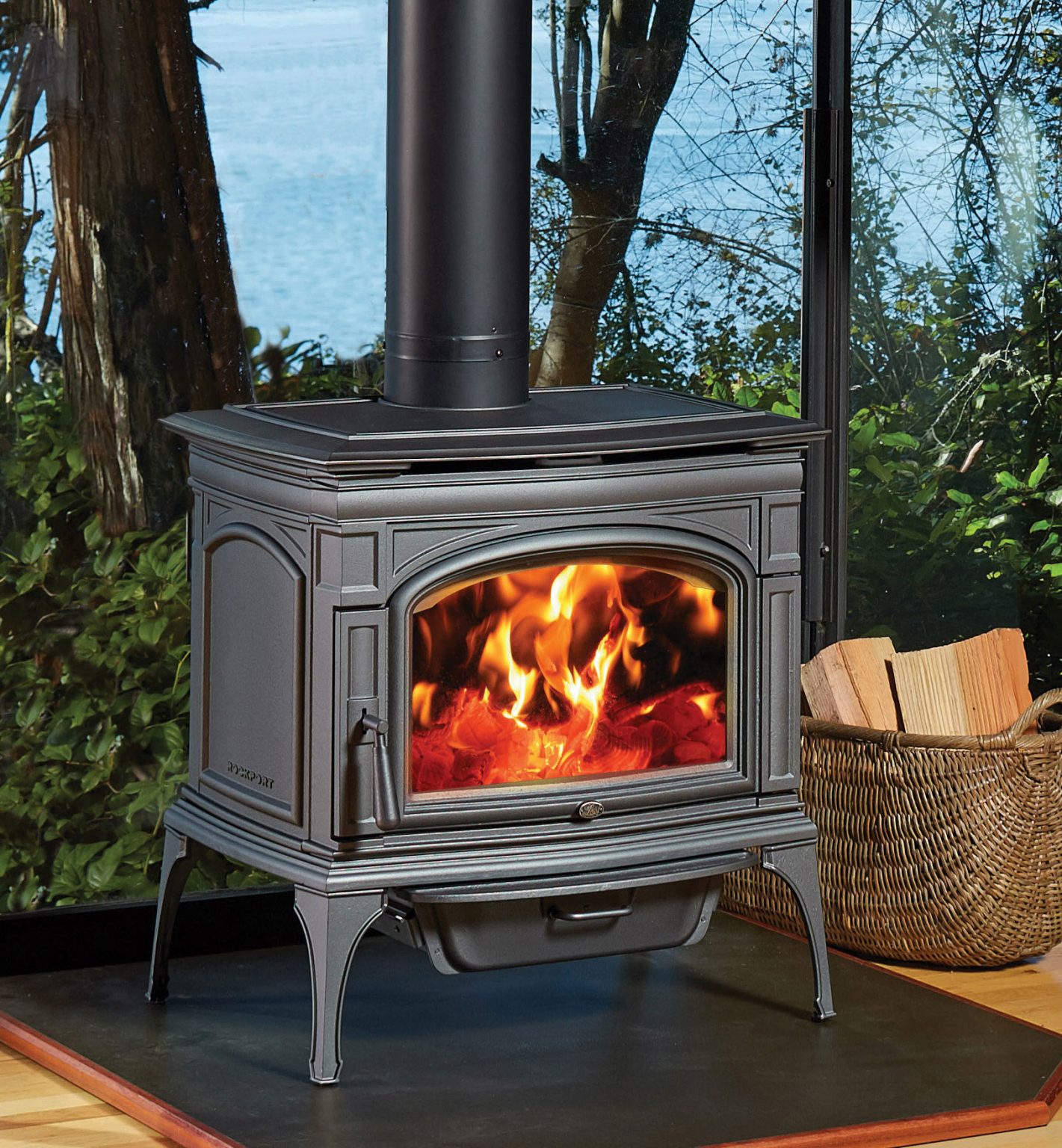 Lopi Rockport Mid-Sized Wood Stove | Lopi Fireplaces